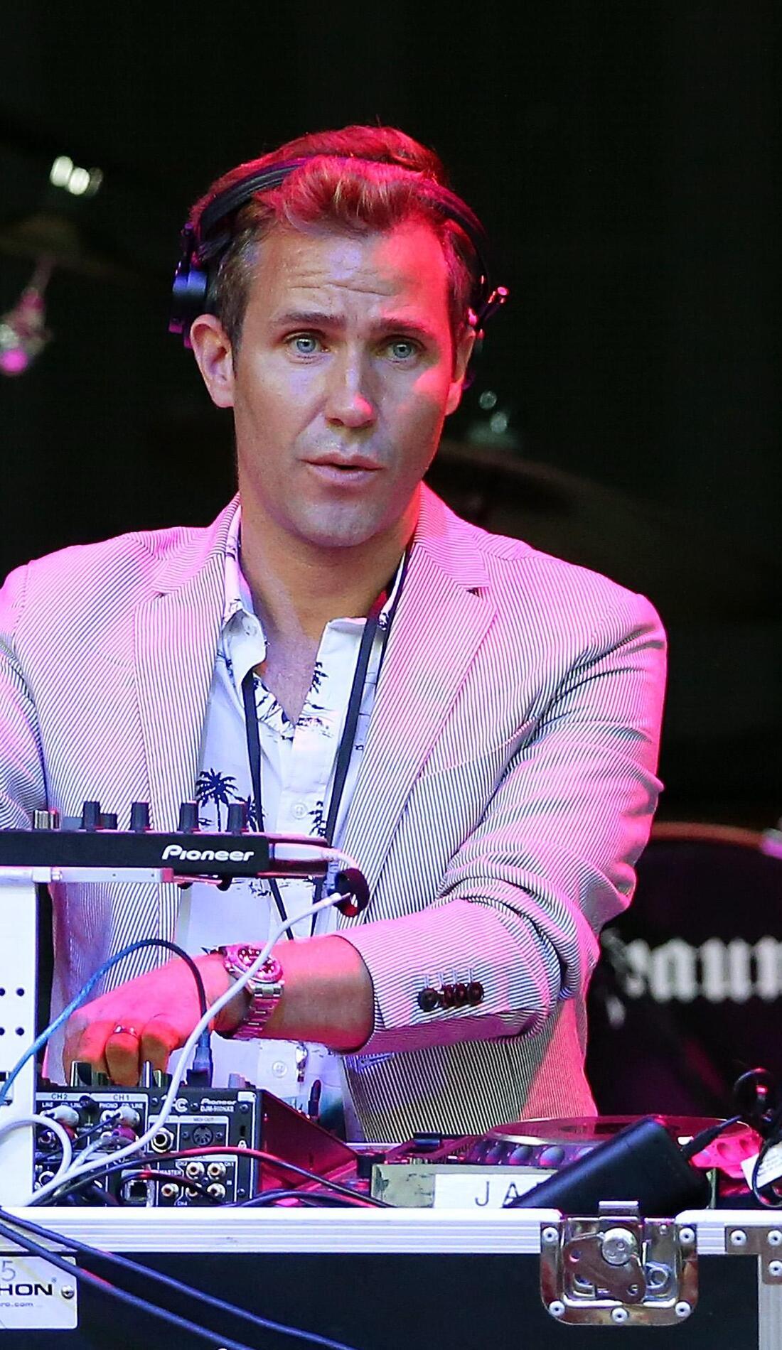 Zen Freeman Concert Tickets, 2023 Tour Dates & Locations | SeatGeek