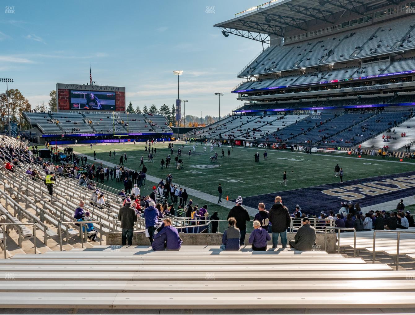 Husky Stadium Section 122 Seat Views | SeatGeek