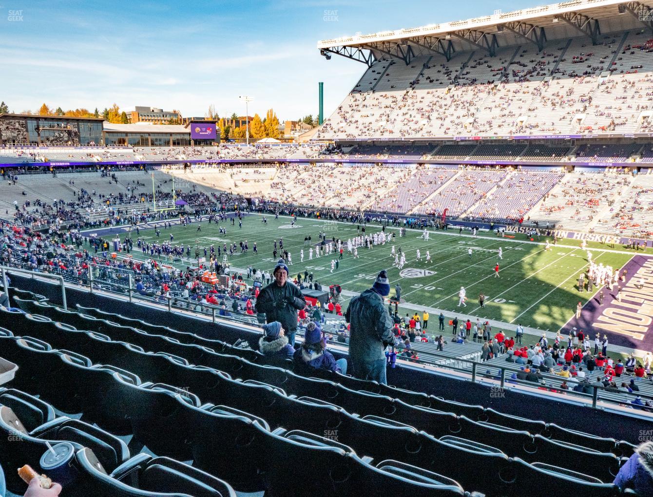 Husky Stadium Section 202 Seat Views | SeatGeek